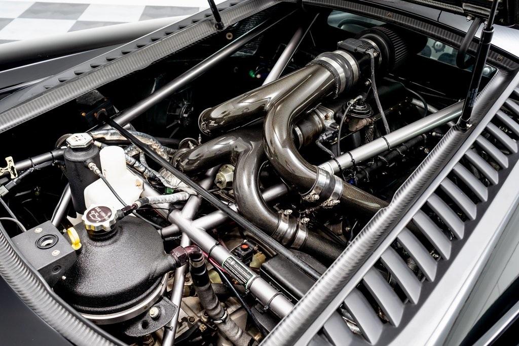 Saleen S7 Twin Turbo Engine