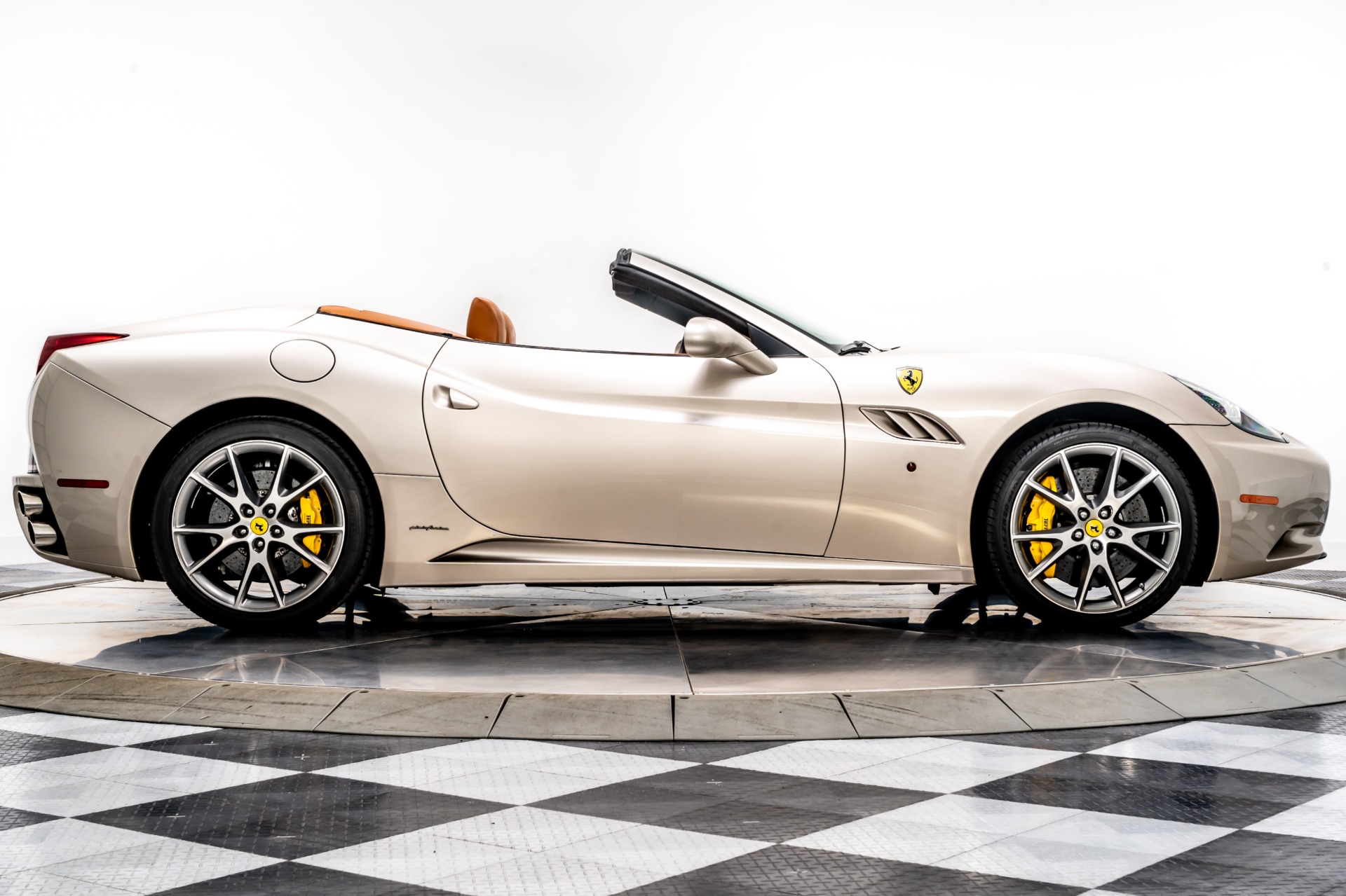 2010 Ferrari Convertible
