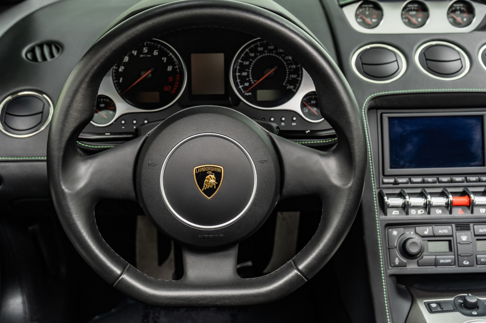 2010 Lamborghini Gallardo Interior