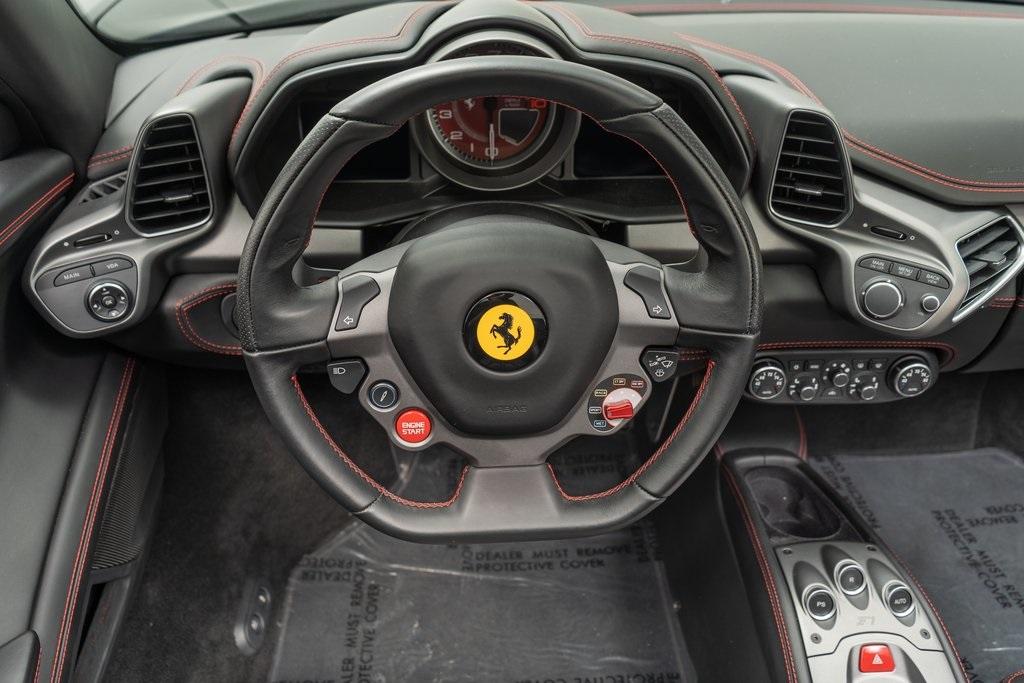 Ferrari 458 Spider 2022 Interior