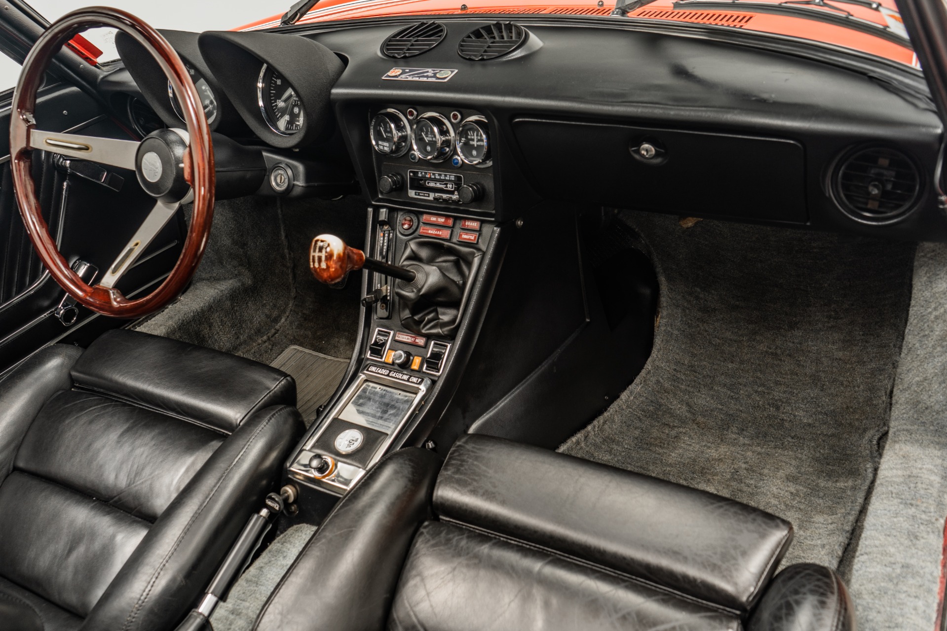 Alfa Romeo Spider Interior