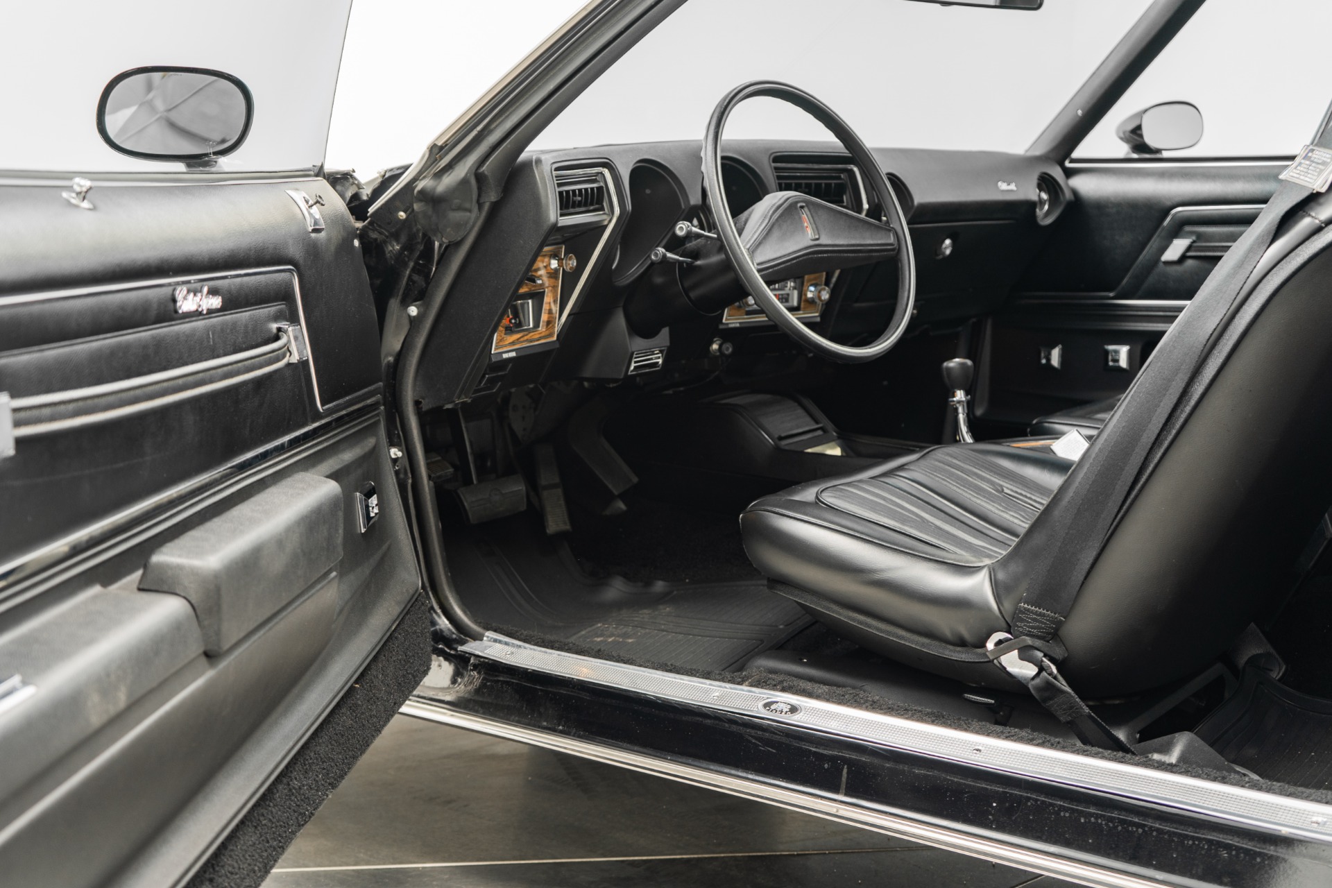 Mineral Gray Chevelle
