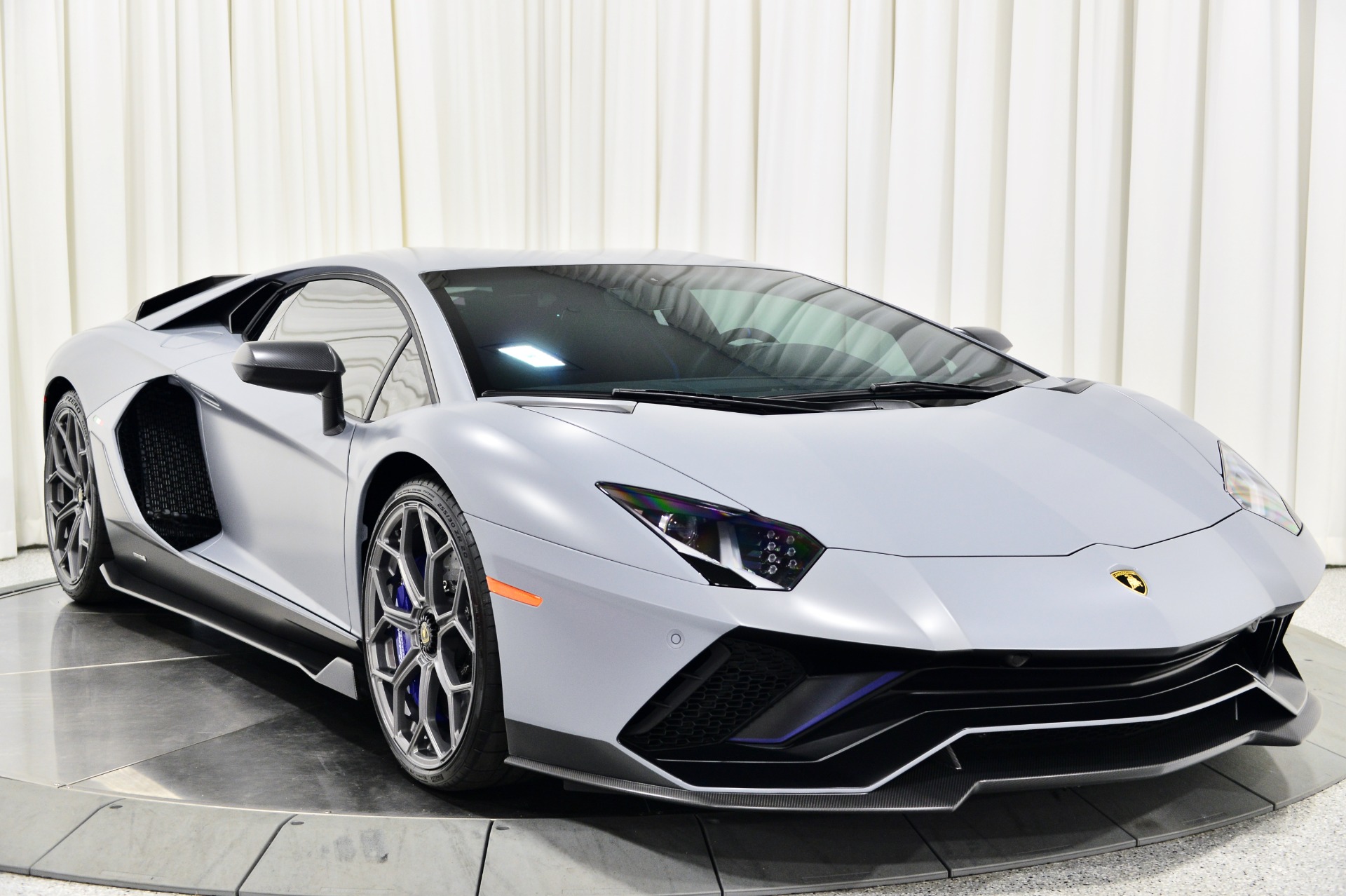 Lamborghini Aventador Chrome Silver