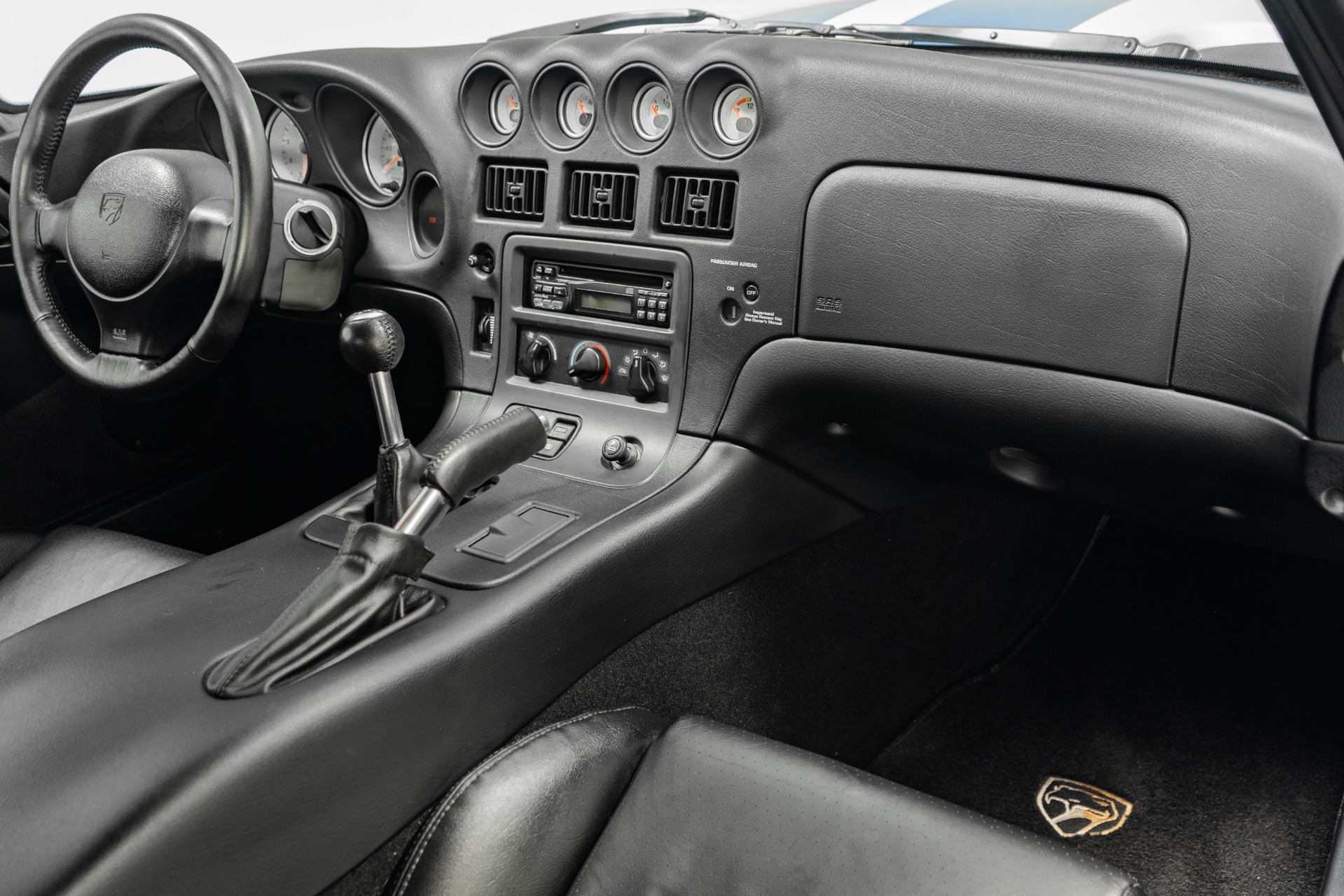 Dodge Viper 2022 Interior