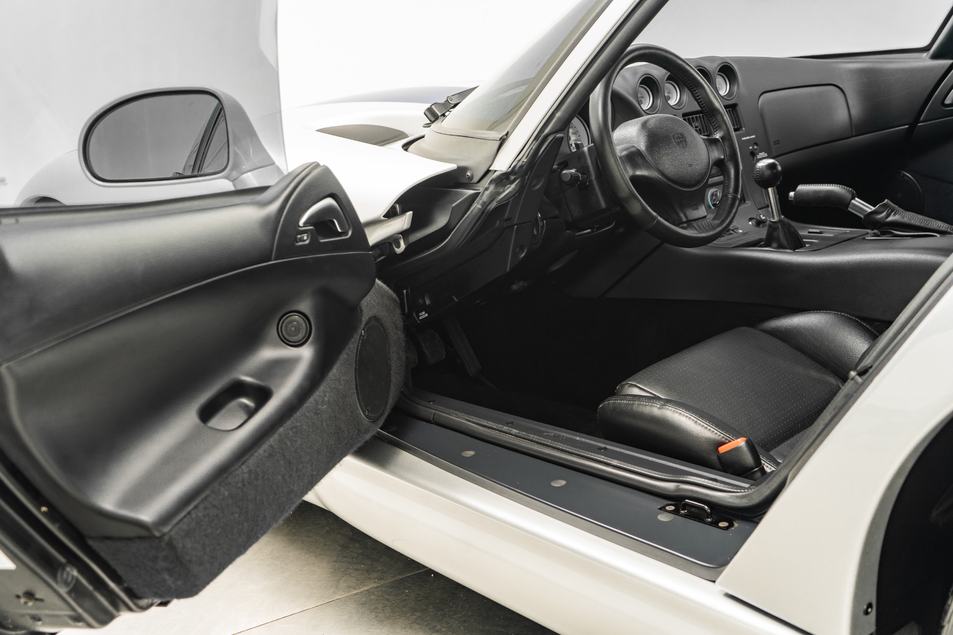 2022 Dodge Viper Gts Interior