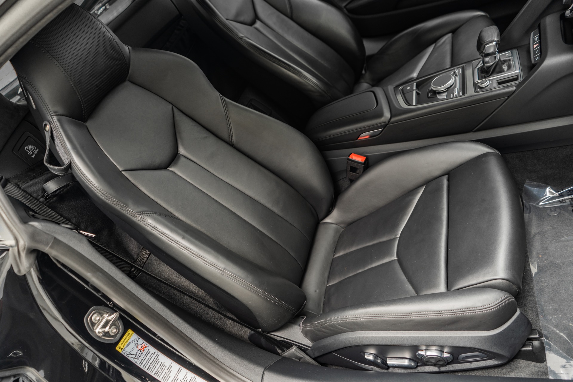 Audi R8 Interior Back Seat