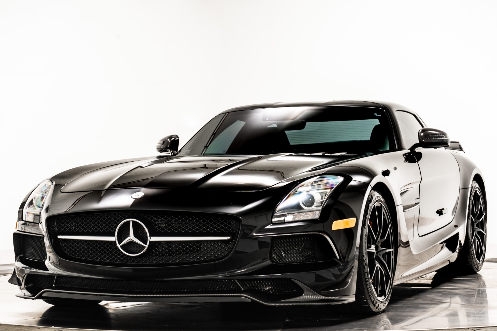 Mercedes Sls In Beverly Hills