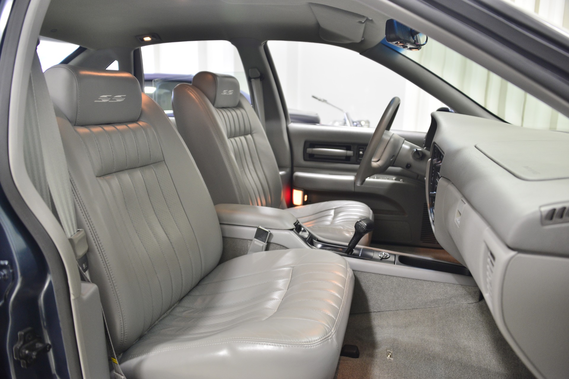 2005 Chevy Impala Ss Interior
