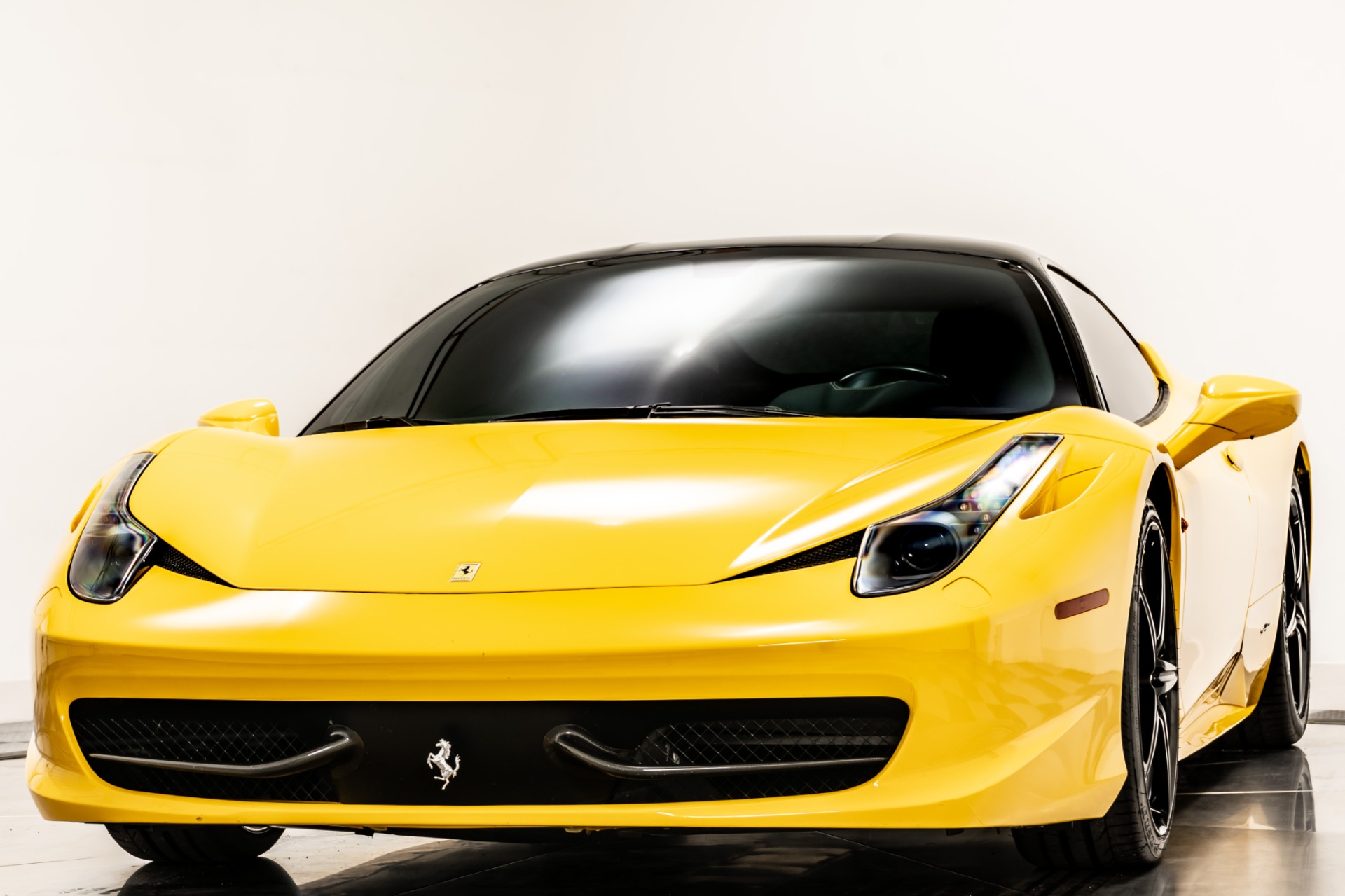 Ferrari 458 Italia Wallpaper Yellow